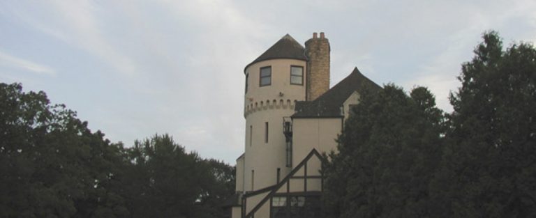 The Castle at Stronghold Center, Illinois - Castles in America – Castlesy