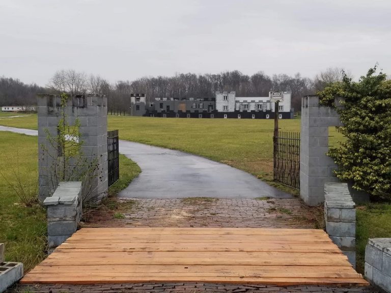 Birdsell Castle, Charlestown, Indiana - Castles in America – Castlesy